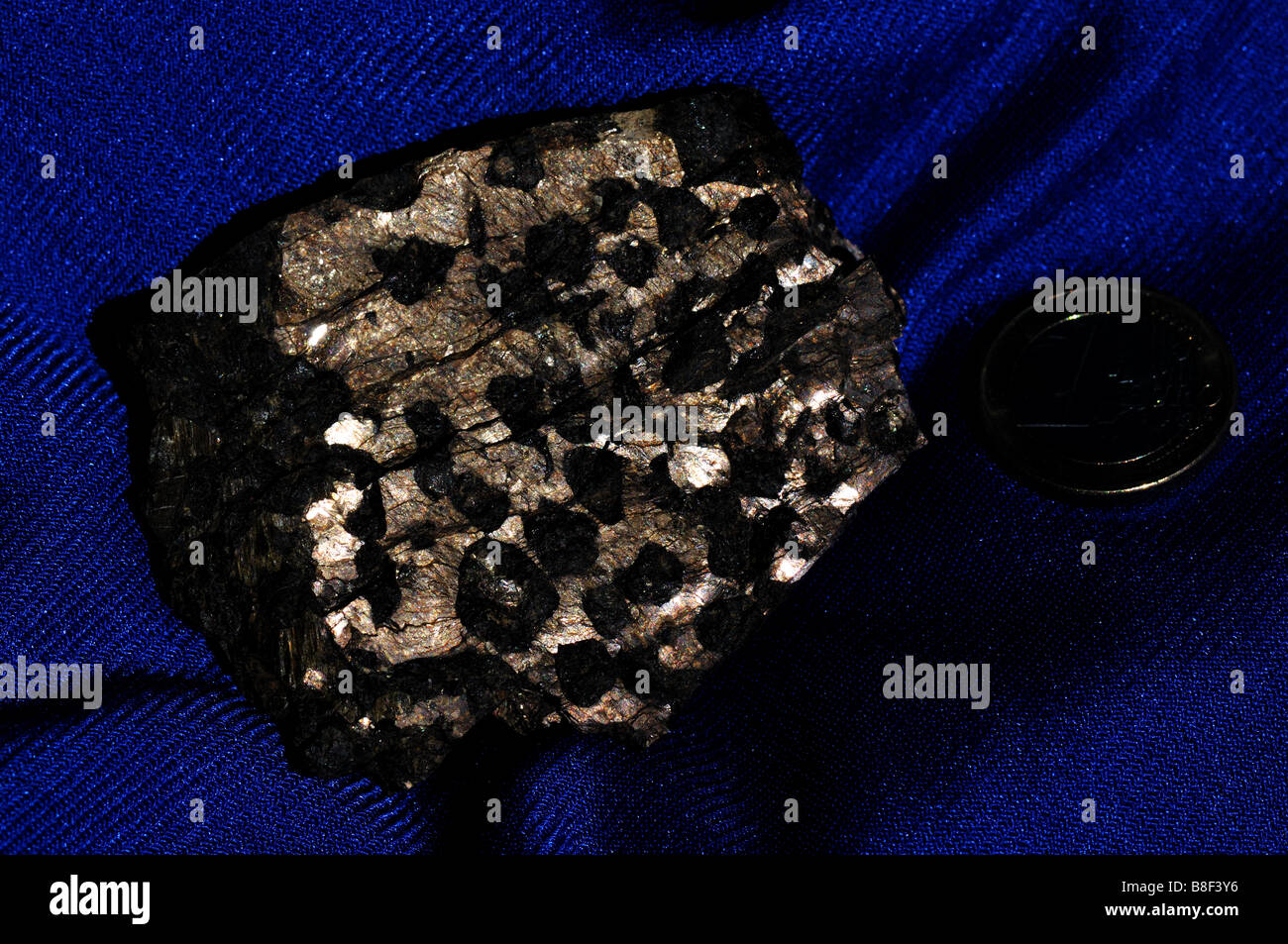 Pyroxene hi-res stock photography and images - Alamy