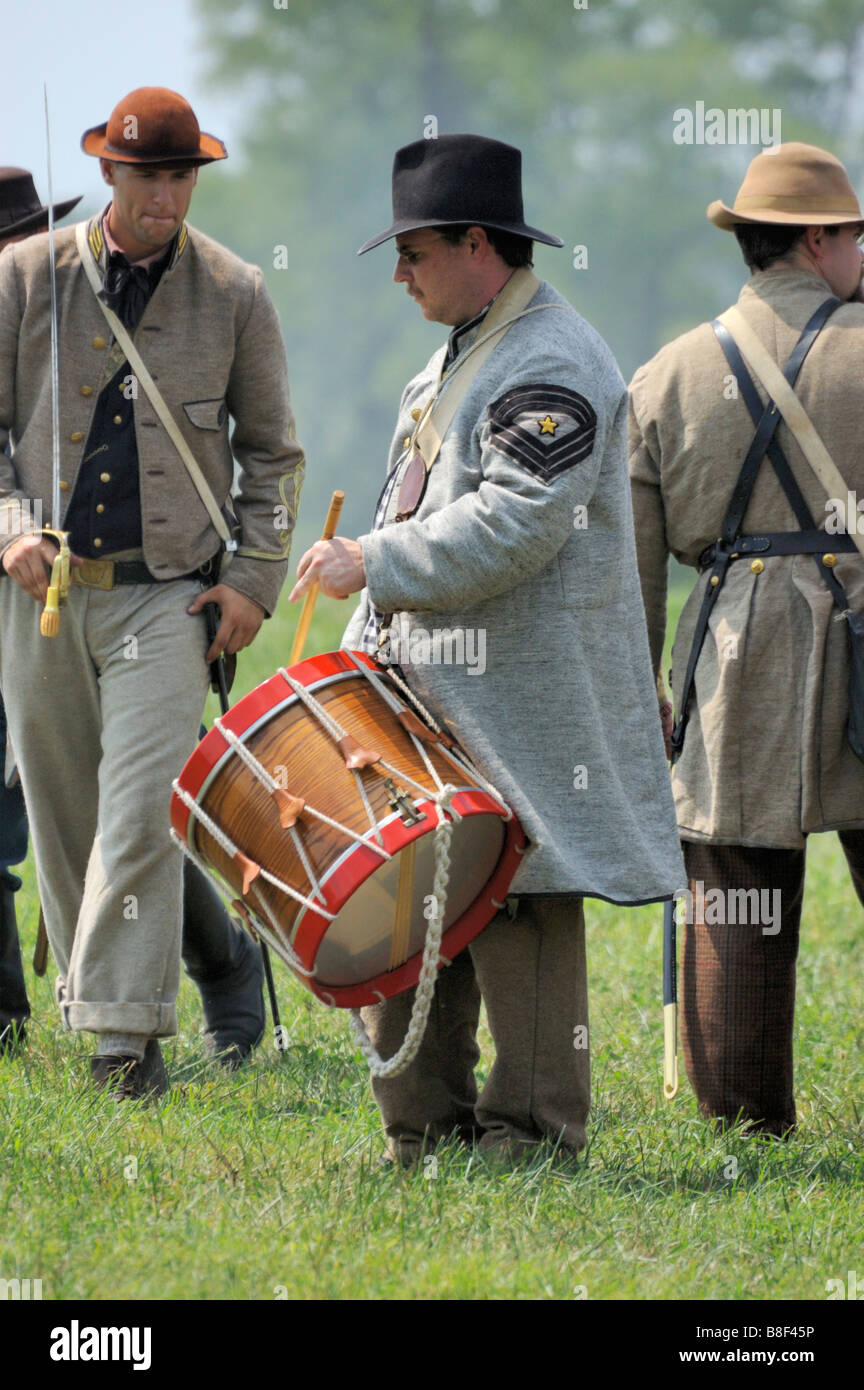 American civil war battle drum hi-res stock photography and images - Alamy