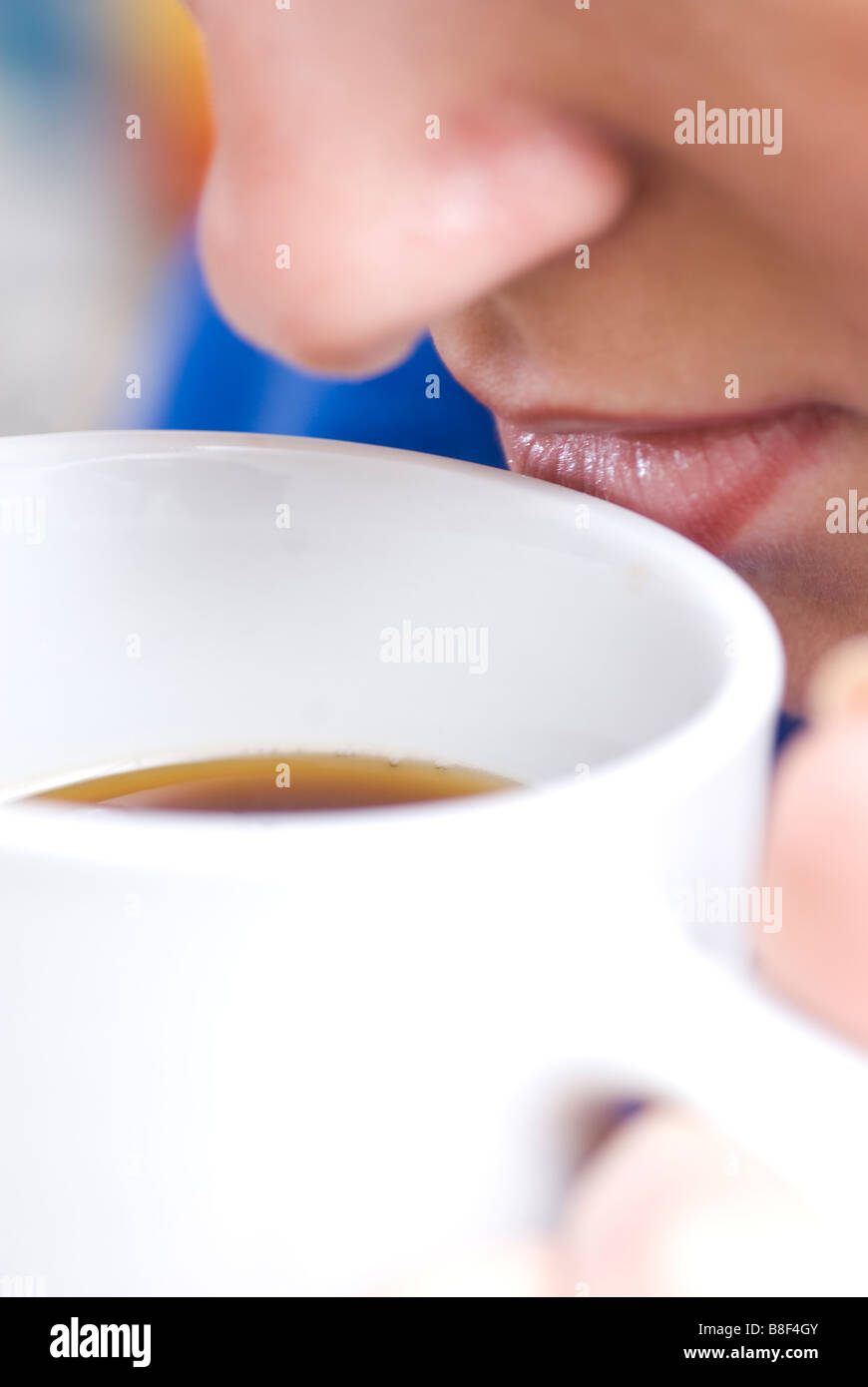 Ladies drinking afternoon tea hi-res stock photography and images - Alamy