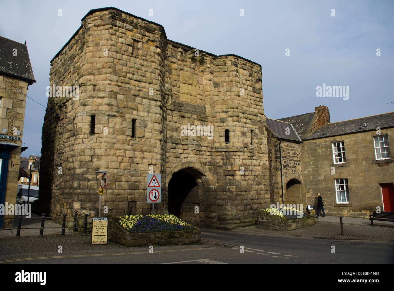 Bondgate tower hi-res stock photography and images - Alamy