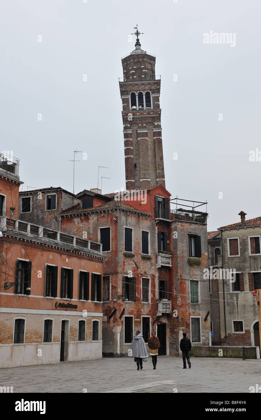 Venice street scene Stock Photo - Alamy