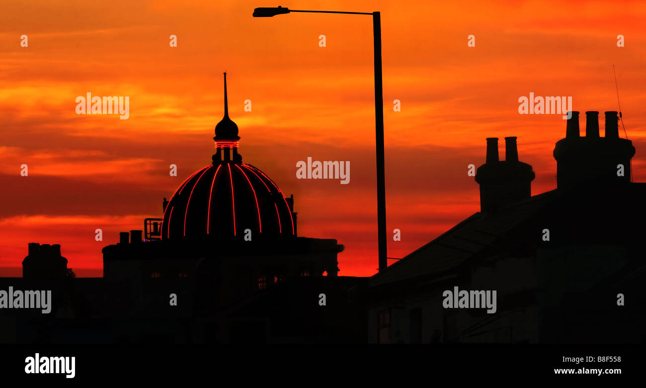 Southend seafront at night hi-res stock photography and images - Alamy