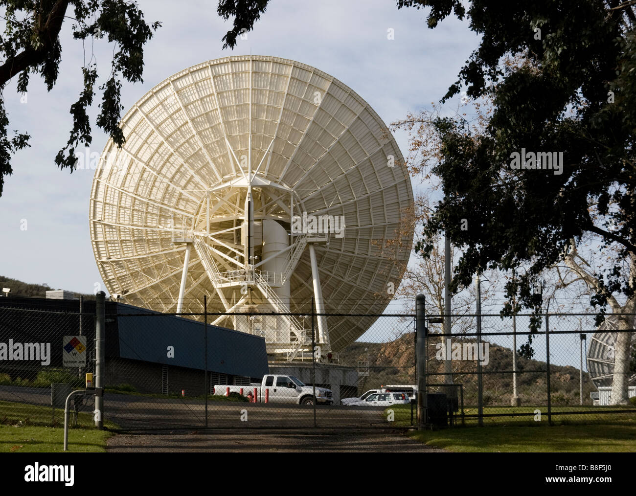 Communication satellite hi-res stock photography and images - Alamy