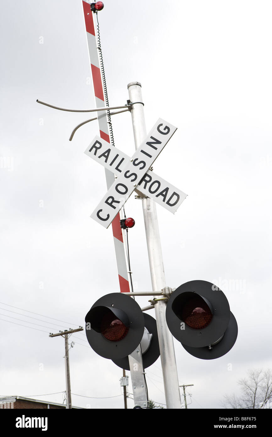 Railroad crossing guard hi-res stock photography and images - Alamy
