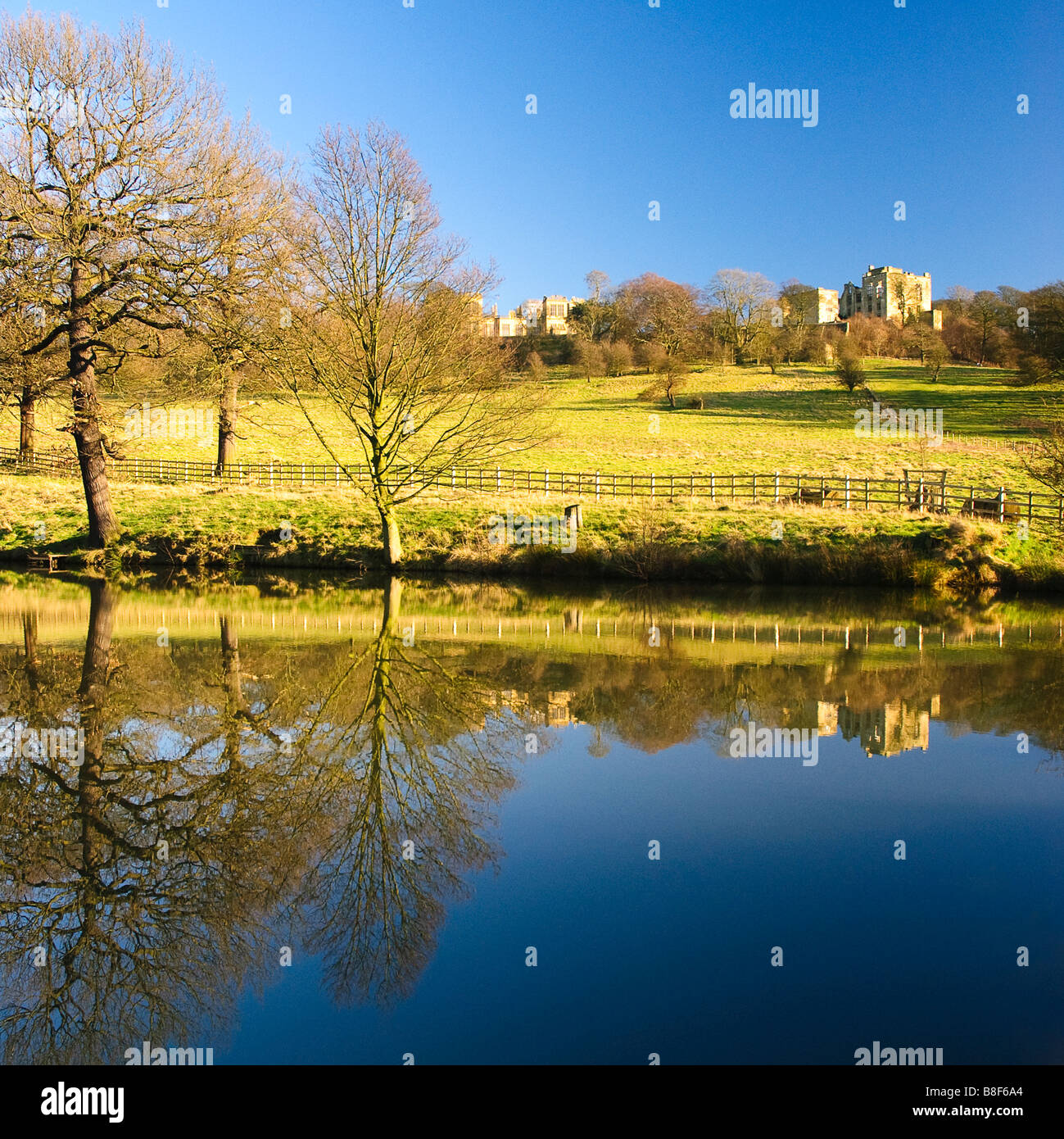 Hardwick hall pond hi-res stock photography and images - Alamy