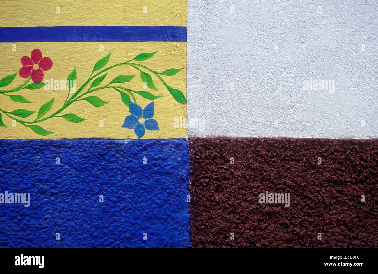 Colourful intersecting walls of Spanish colonial houses in San Miguel ...