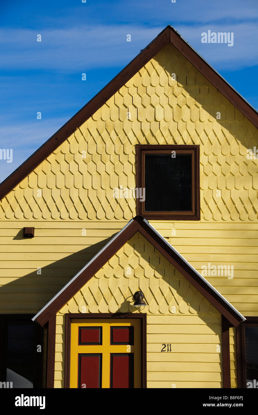 Old Yellow house Stock Photo - Alamy