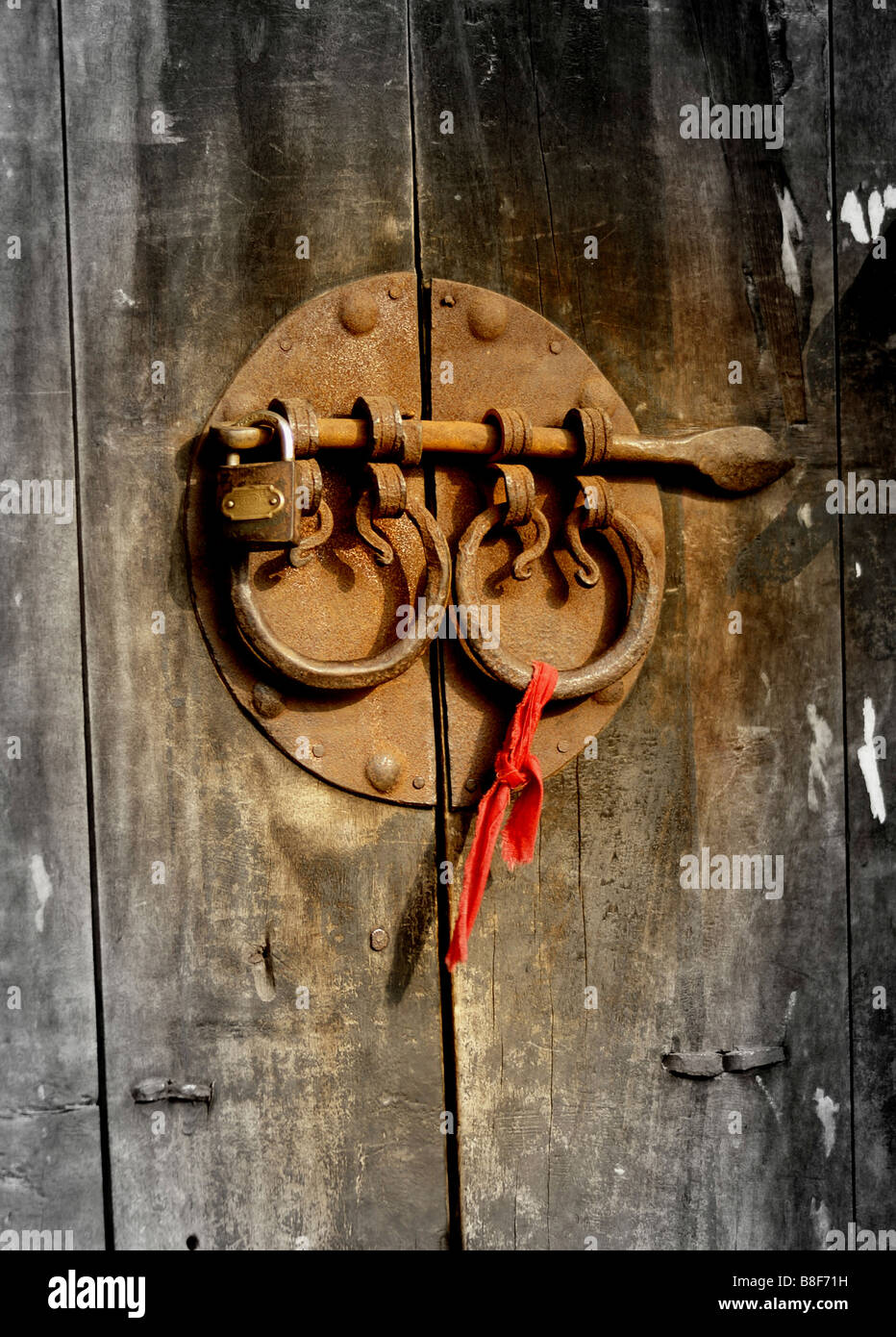 Chinese Old Gate Stock Photo - Alamy