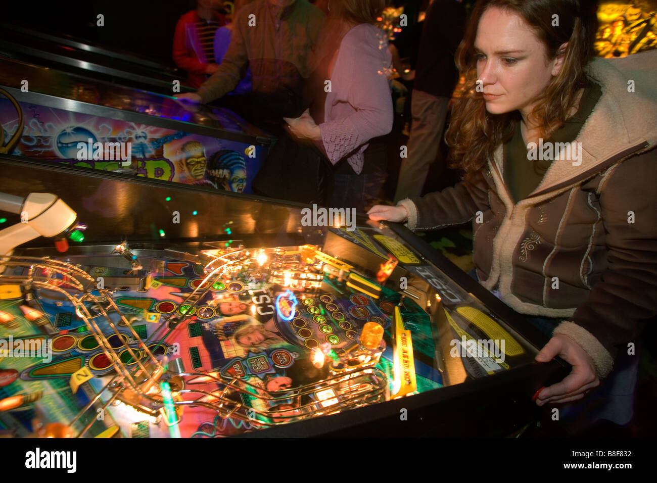 Pinball lights hi-res stock photography and images - Alamy