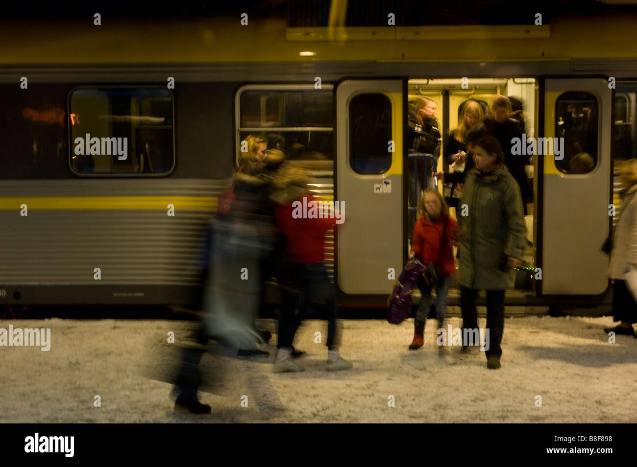 Travlers hi-res stock photography and images - Alamy