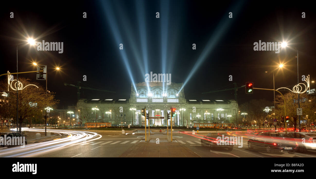 Milan Central railway station Bahnhof Milano Centrale Stazione Centrale ...