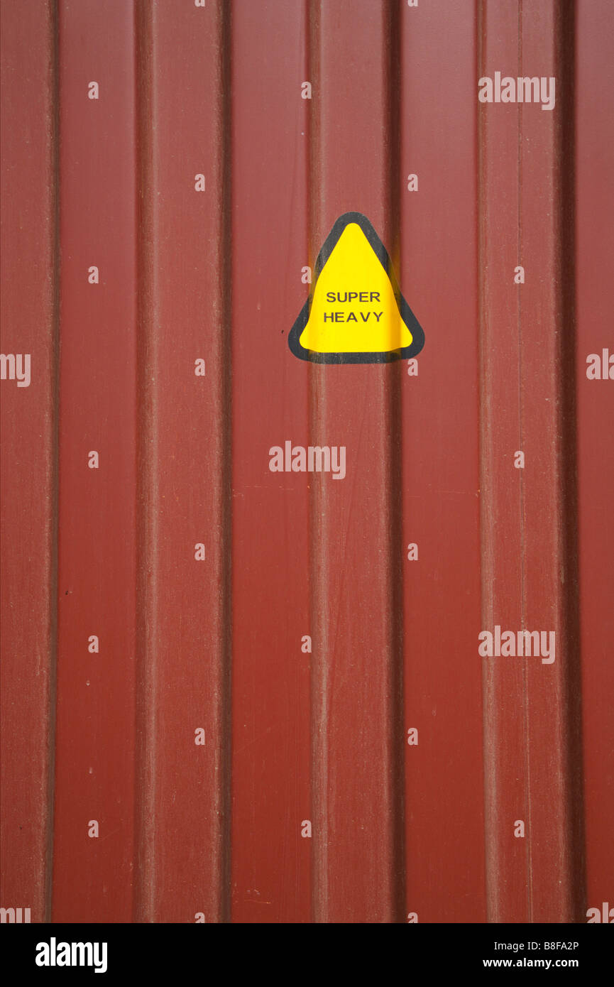 Caution sign on shipping container hi-res stock photography and images ...