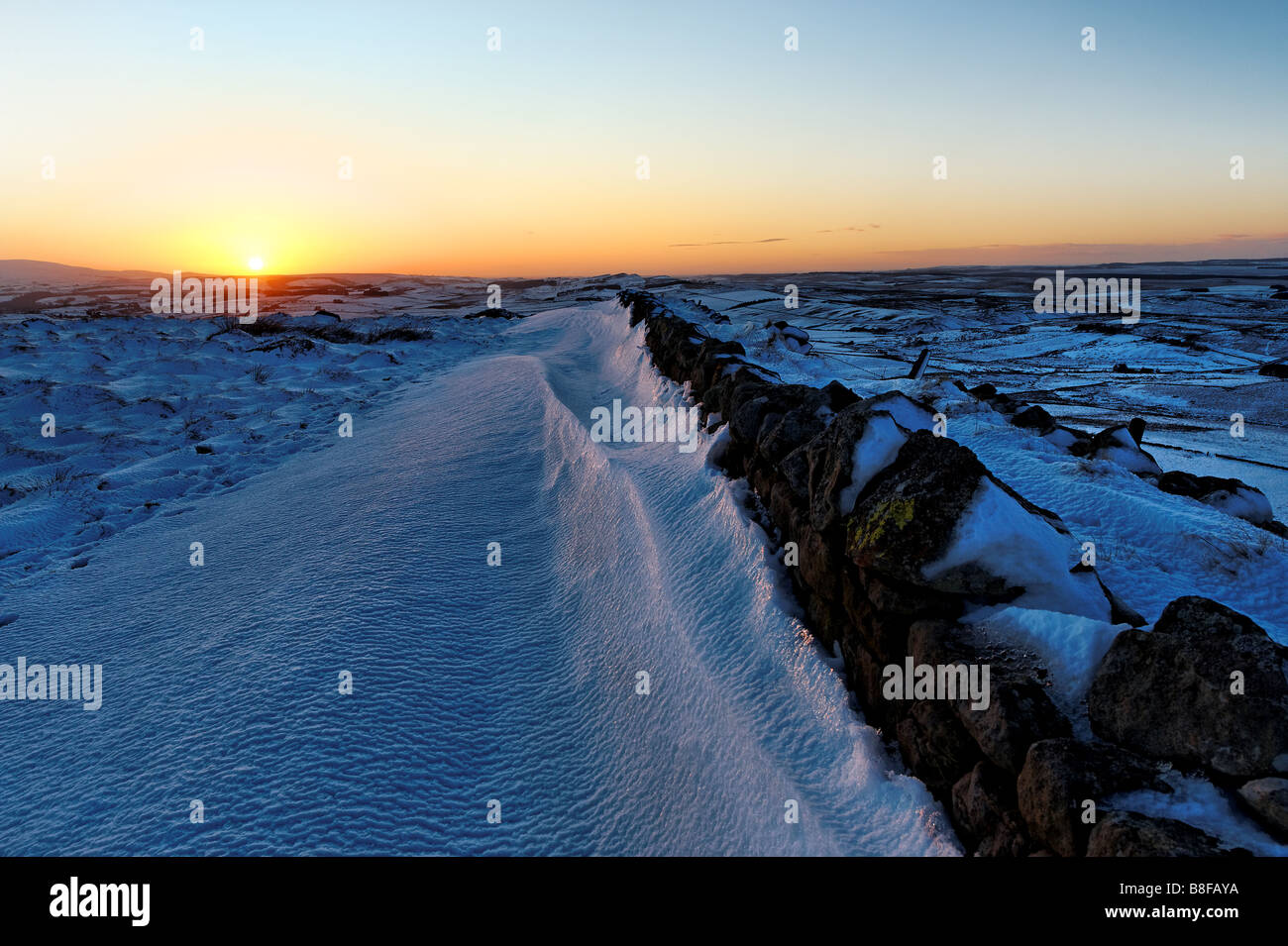 Cold and sunset hi-res stock photography and images - Alamy