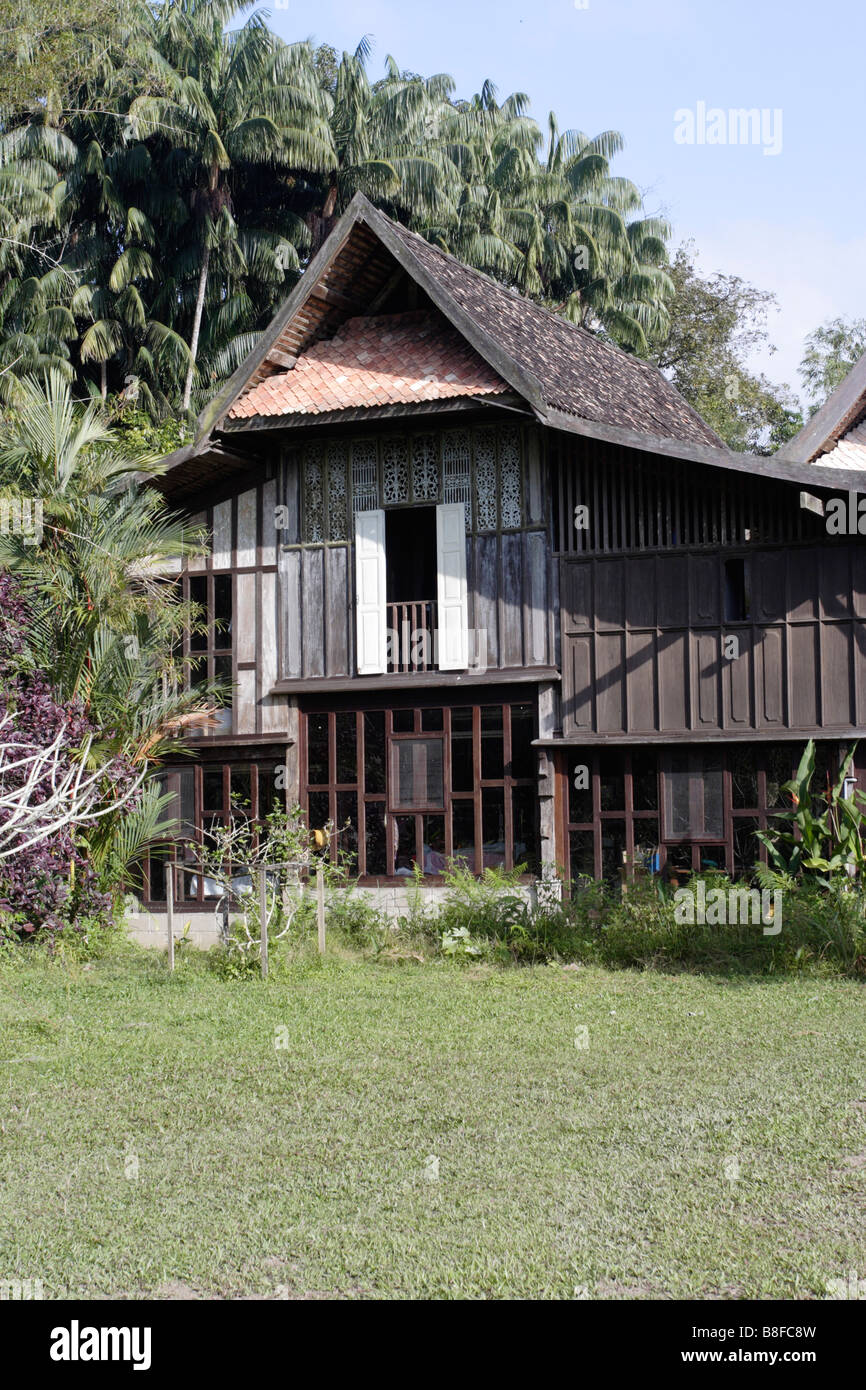 Malaysia Wood Carving High Resolution Stock Photography and Images - Alamy
