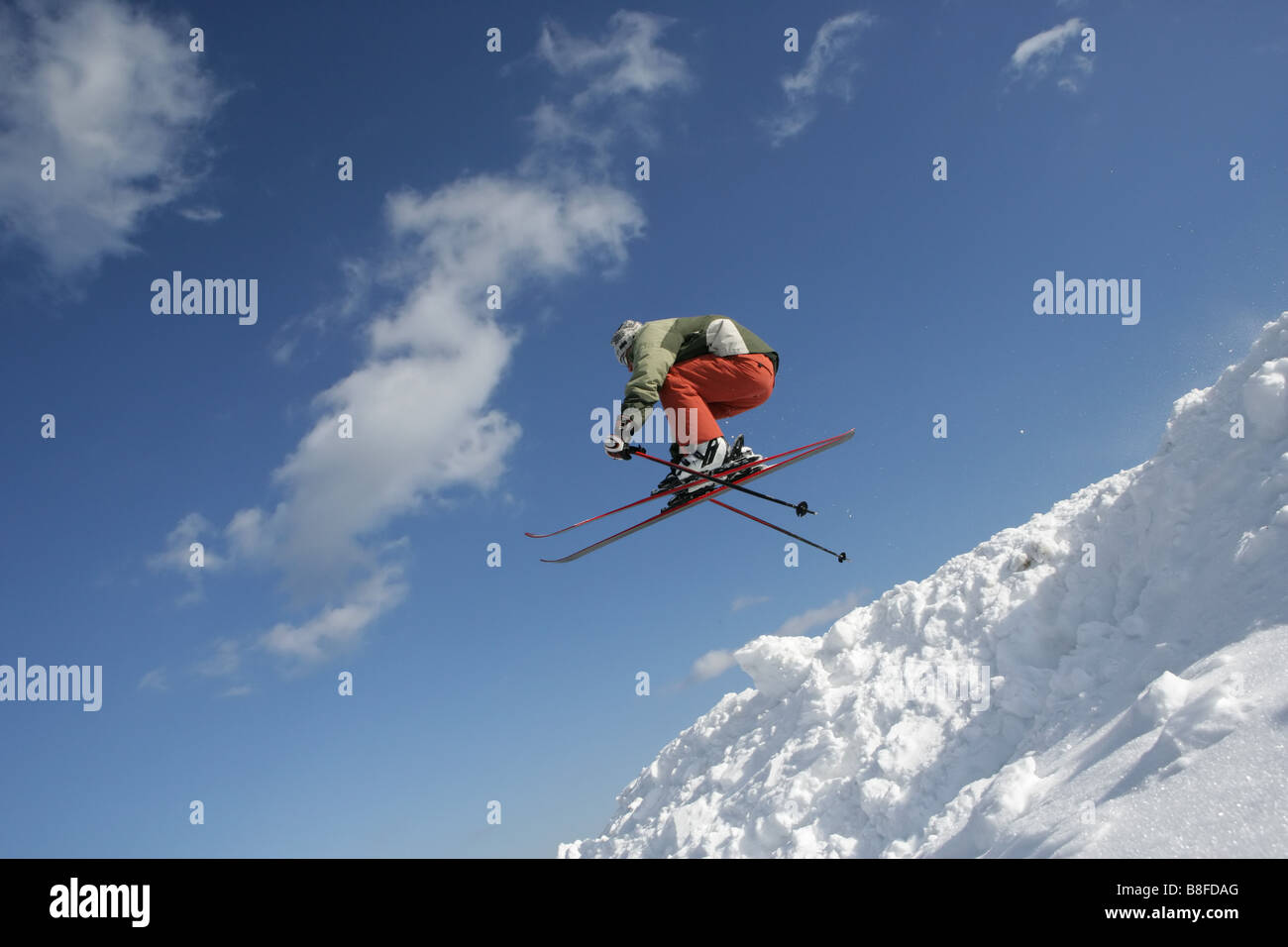 Depth of snow poles hi-res stock photography and images - Alamy