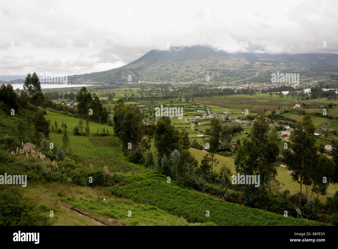 Otavalo valley imbabura near quito hi-res stock photography and images ...