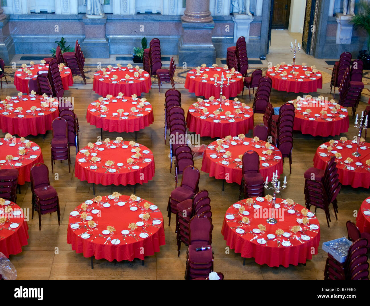 Banquet tables set out hi-res stock photography and images - Alamy