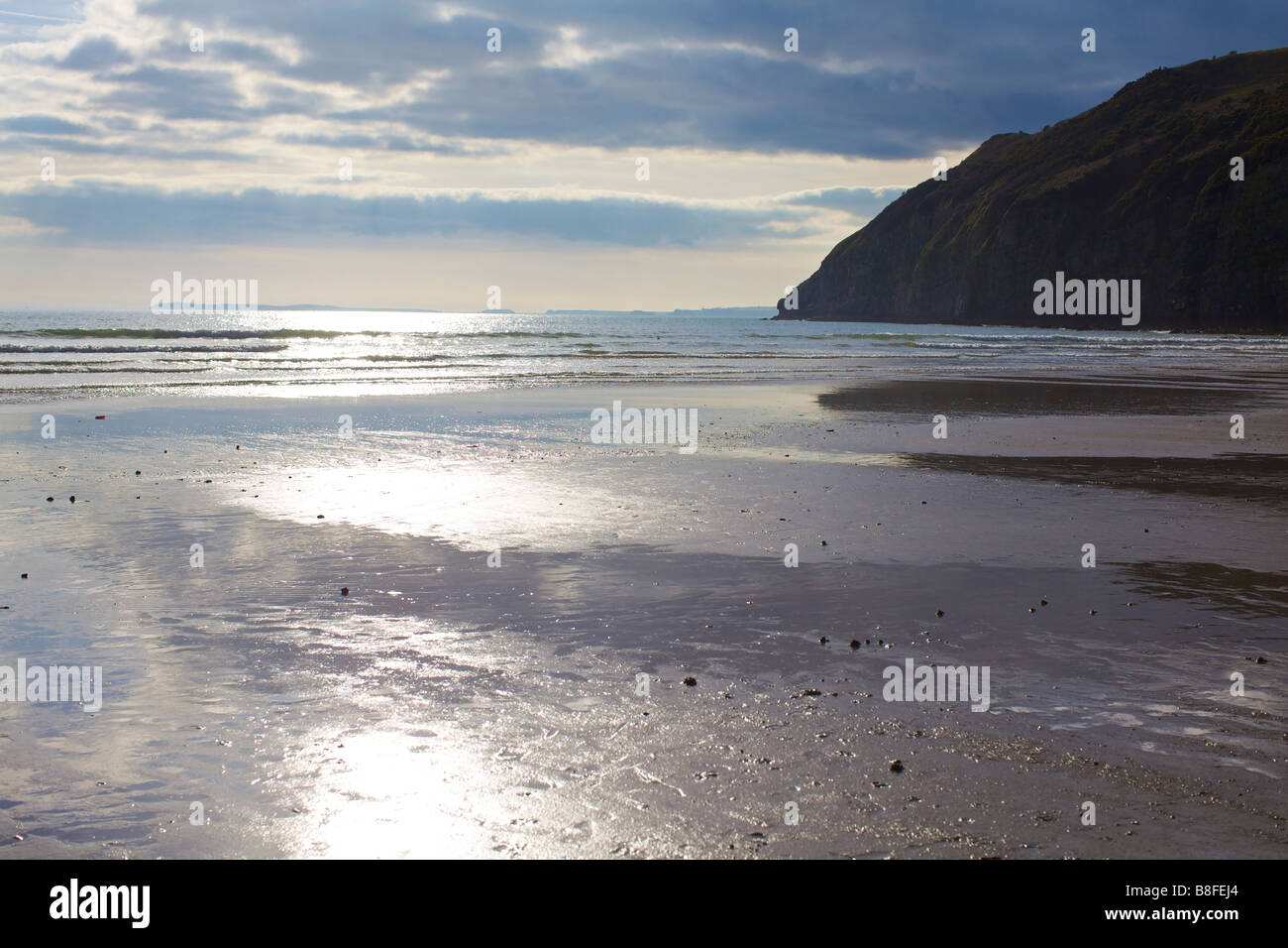 Carmarthen beach hi-res stock photography and images - Alamy