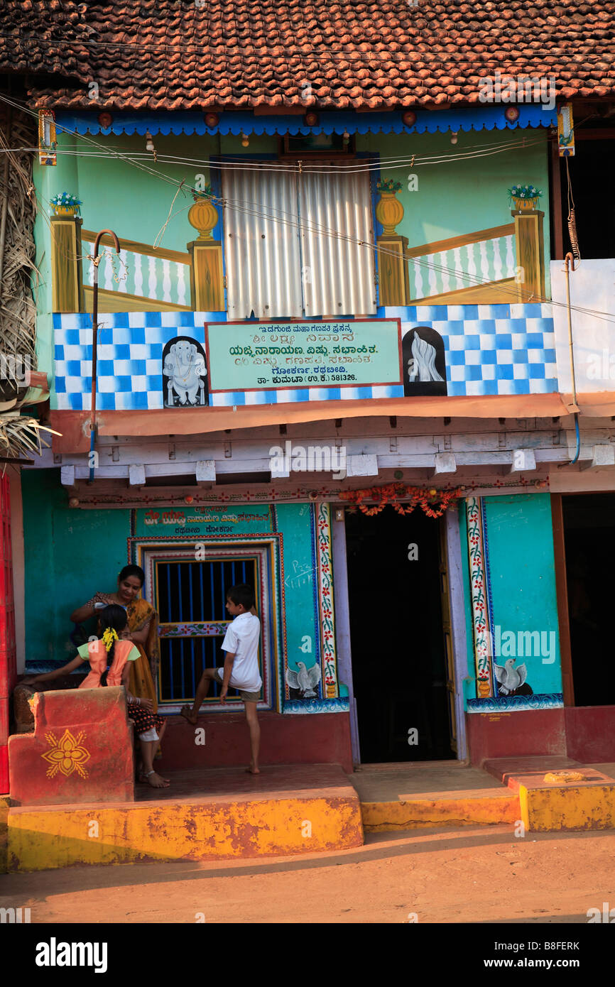 Colourfully decorated building in Indian town Stock Photo - Alamy