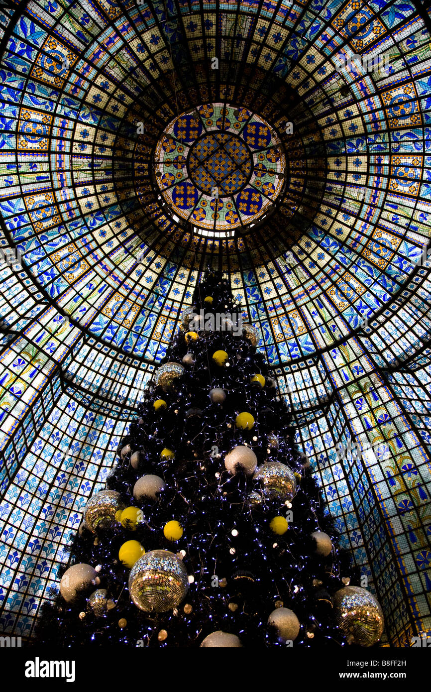 Christmas tree ceiling ceiling hi-res stock photography and images - Alamy