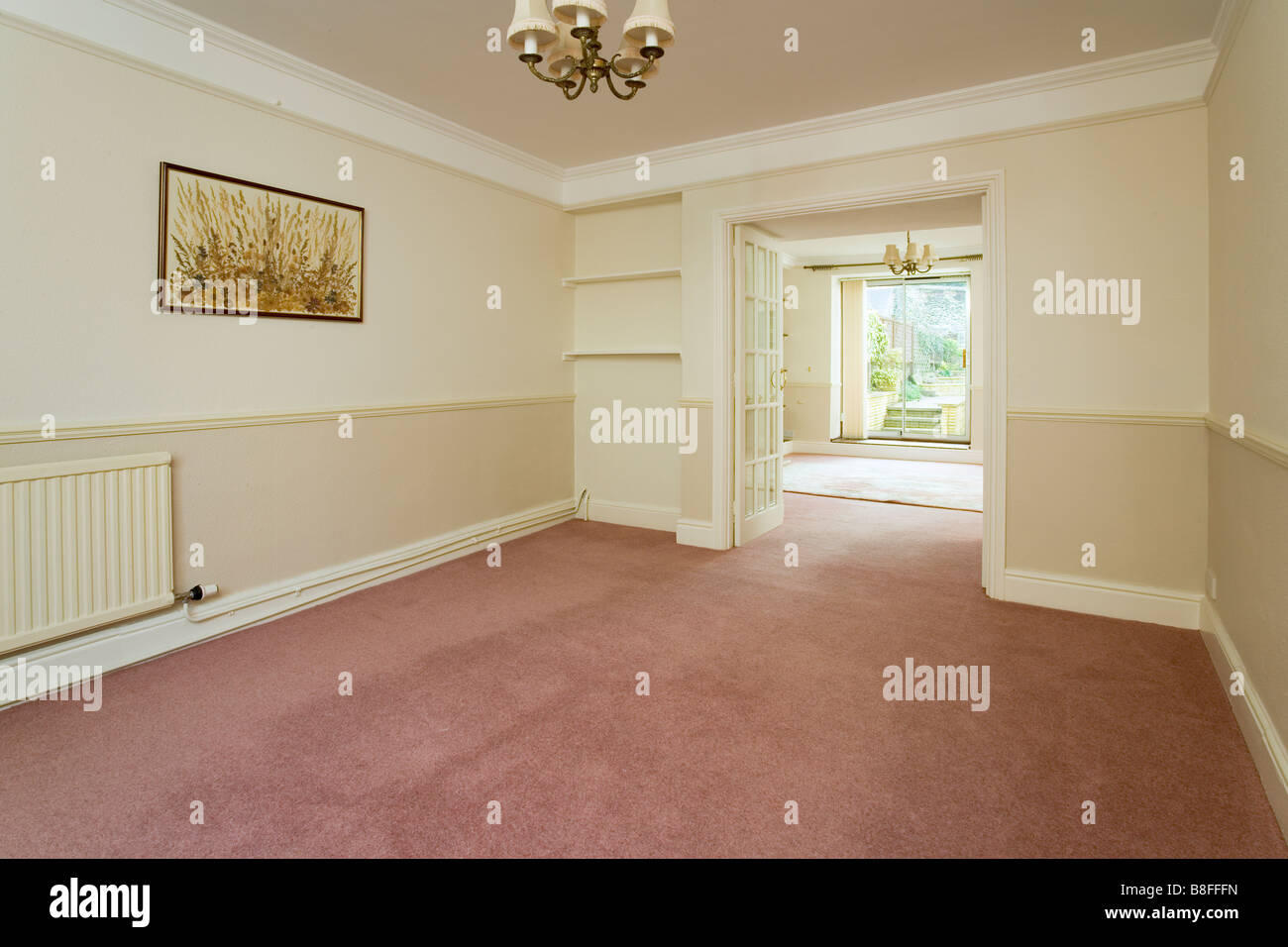 UK. An empty room Stock Photo - Alamy