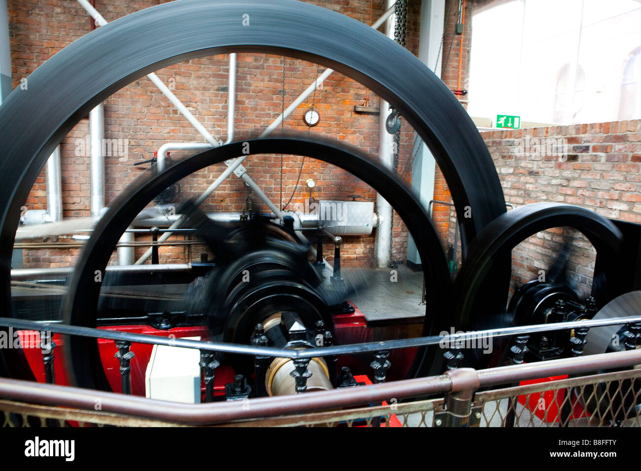 Steam engine wheels hi-res stock photography and images - Alamy