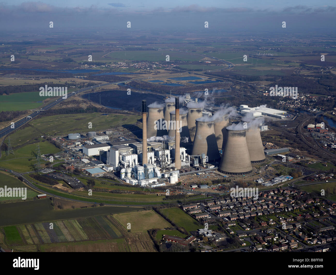 Ferrybridge Coal Fired Power Station, West Yorkshire, Northern England ...