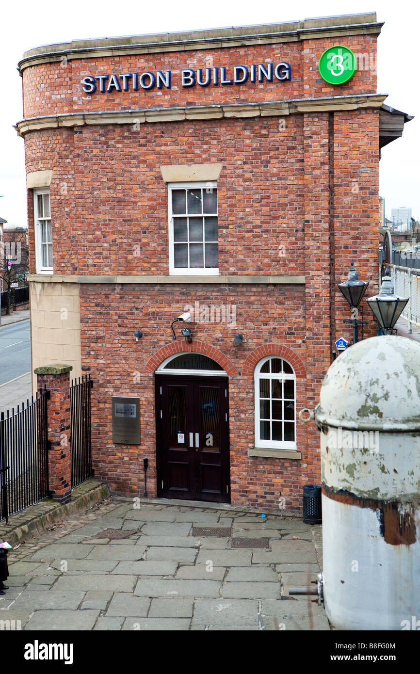Liverpool road station hi-res stock photography and images - Alamy