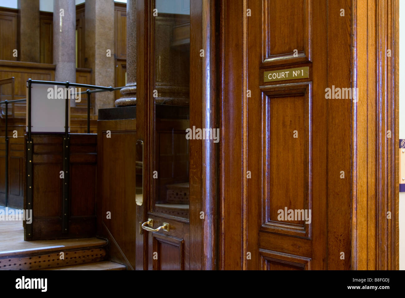 Court room jury hi-res stock photography and images - Alamy