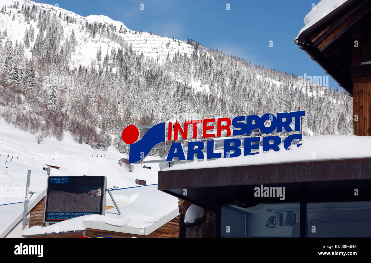 Kinder resort hi-res stock photography and images - Alamy