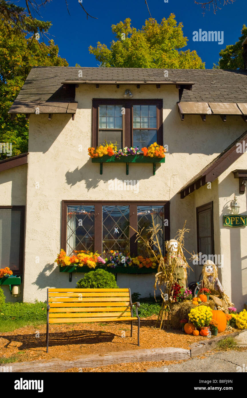 Fall restaurant hi-res stock photography and images - Alamy