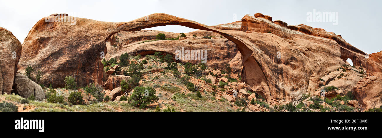 Arch fragile landmark hi-res stock photography and images - Alamy