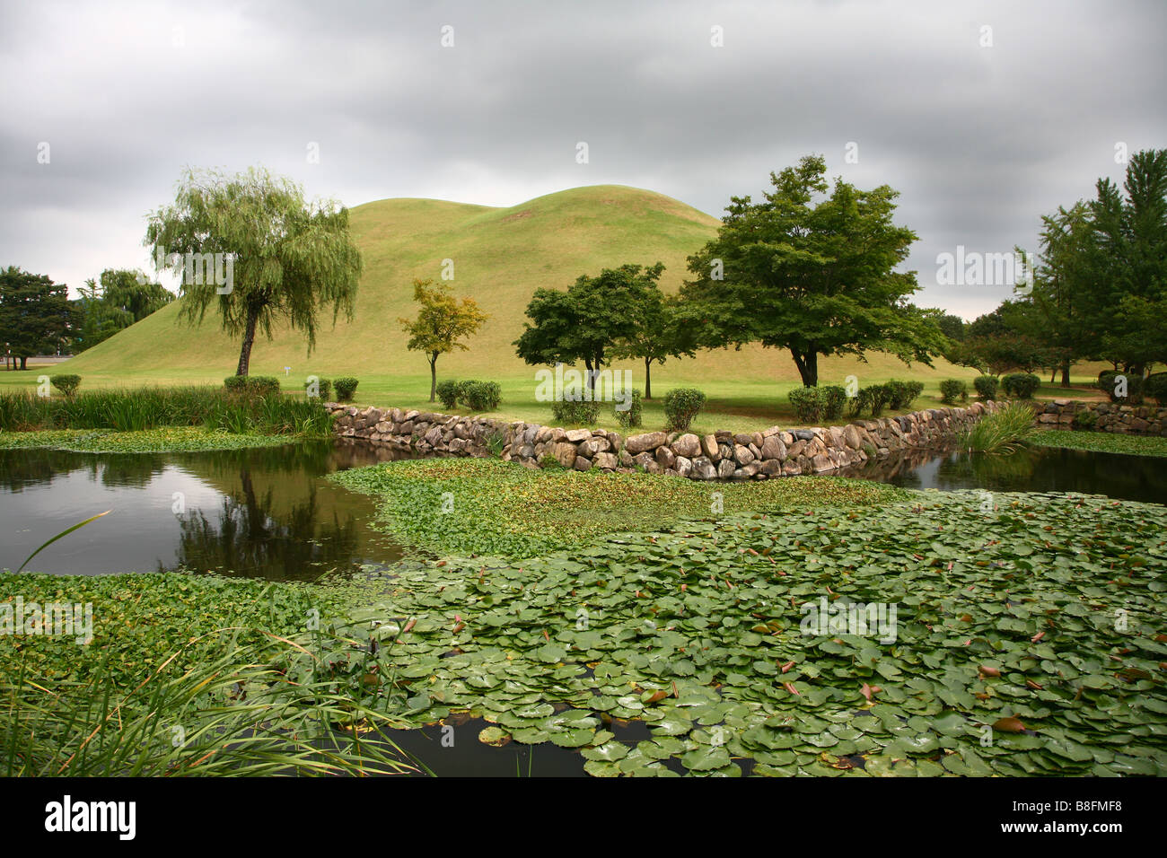 Cheonmachong, a tumulus located in Gyeongju, South Korea Stock Photo ...