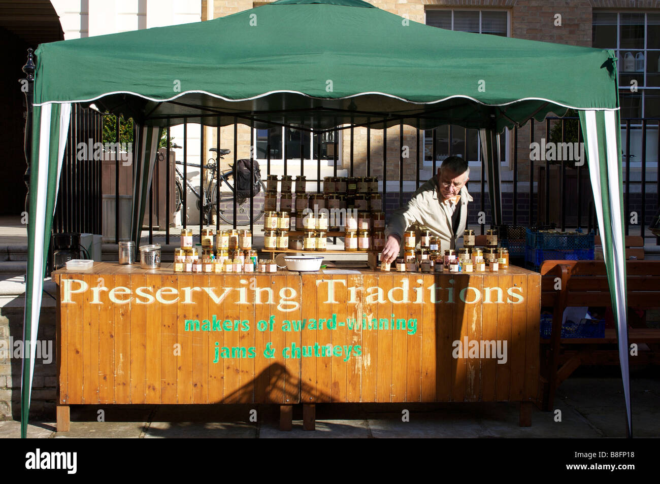 Traditional jam and preserves stall at a farmers market in London Stock ...