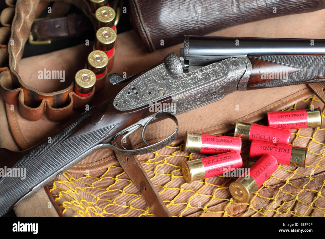 Holland & Holland Royal sidelock ejector shotgun. A classic 12 bore ...