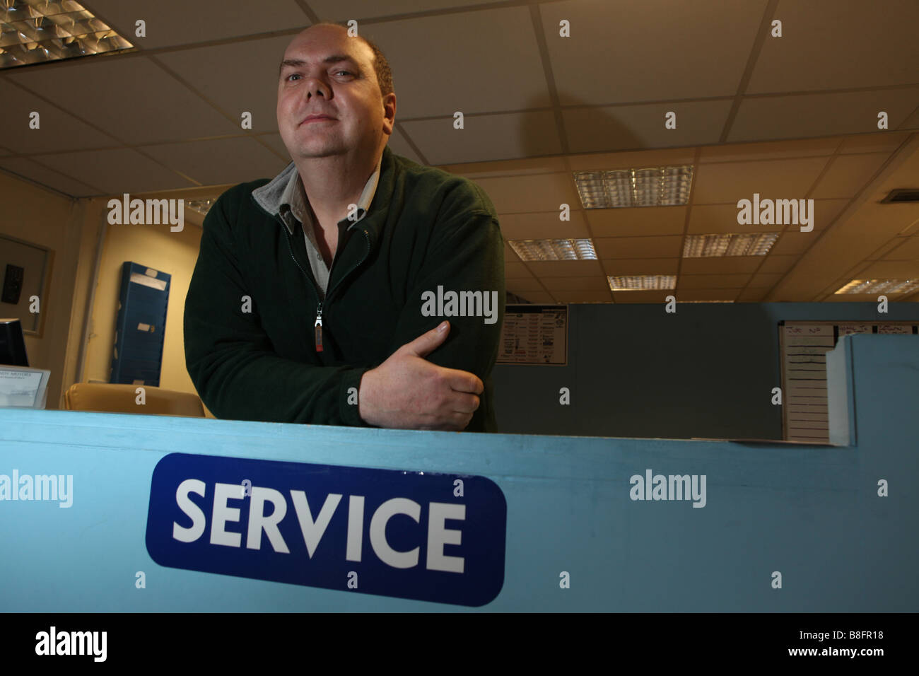 Garage service reception hi-res stock photography and images - Alamy