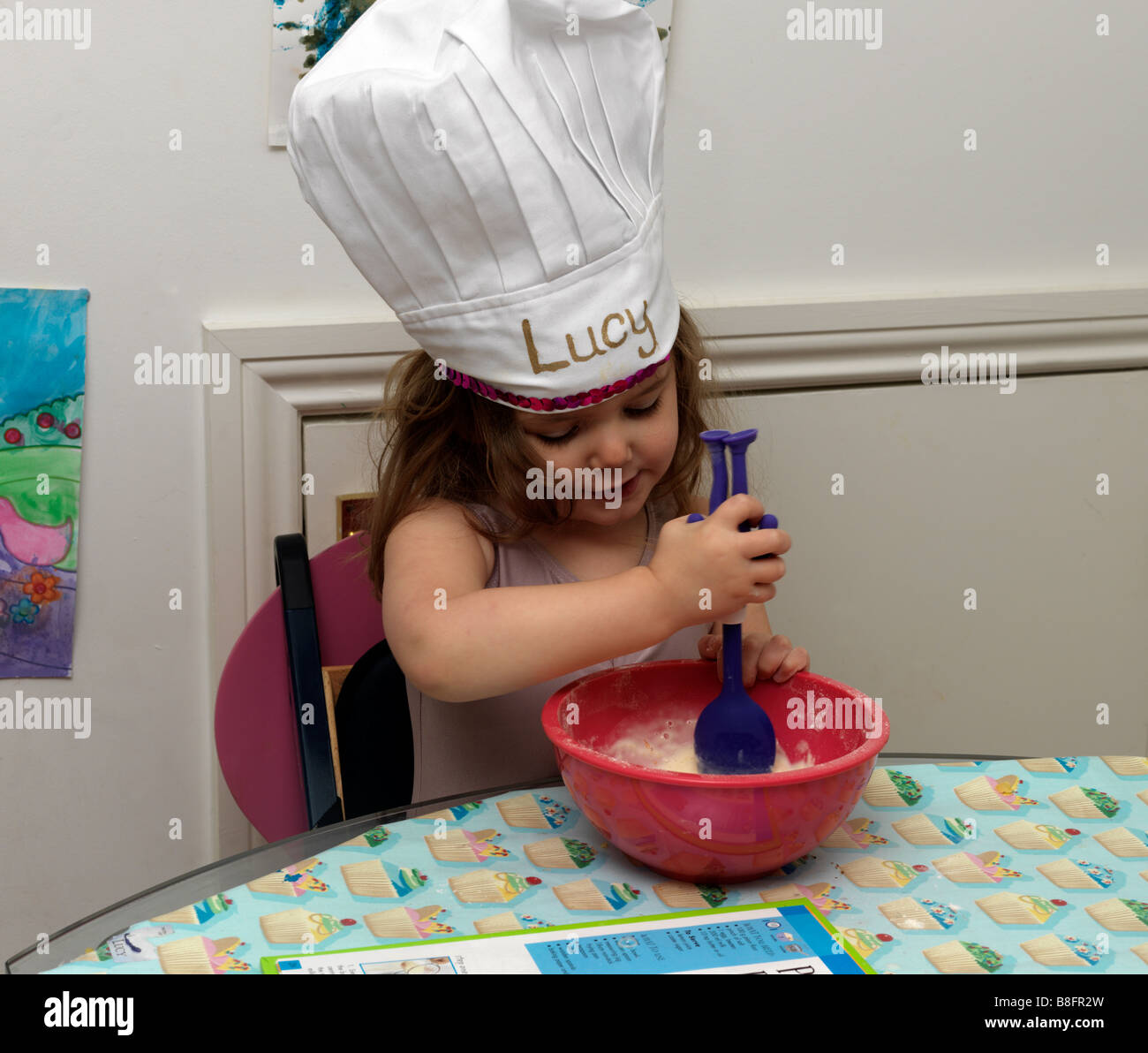 Chefs hat hi-res stock photography and images - Alamy