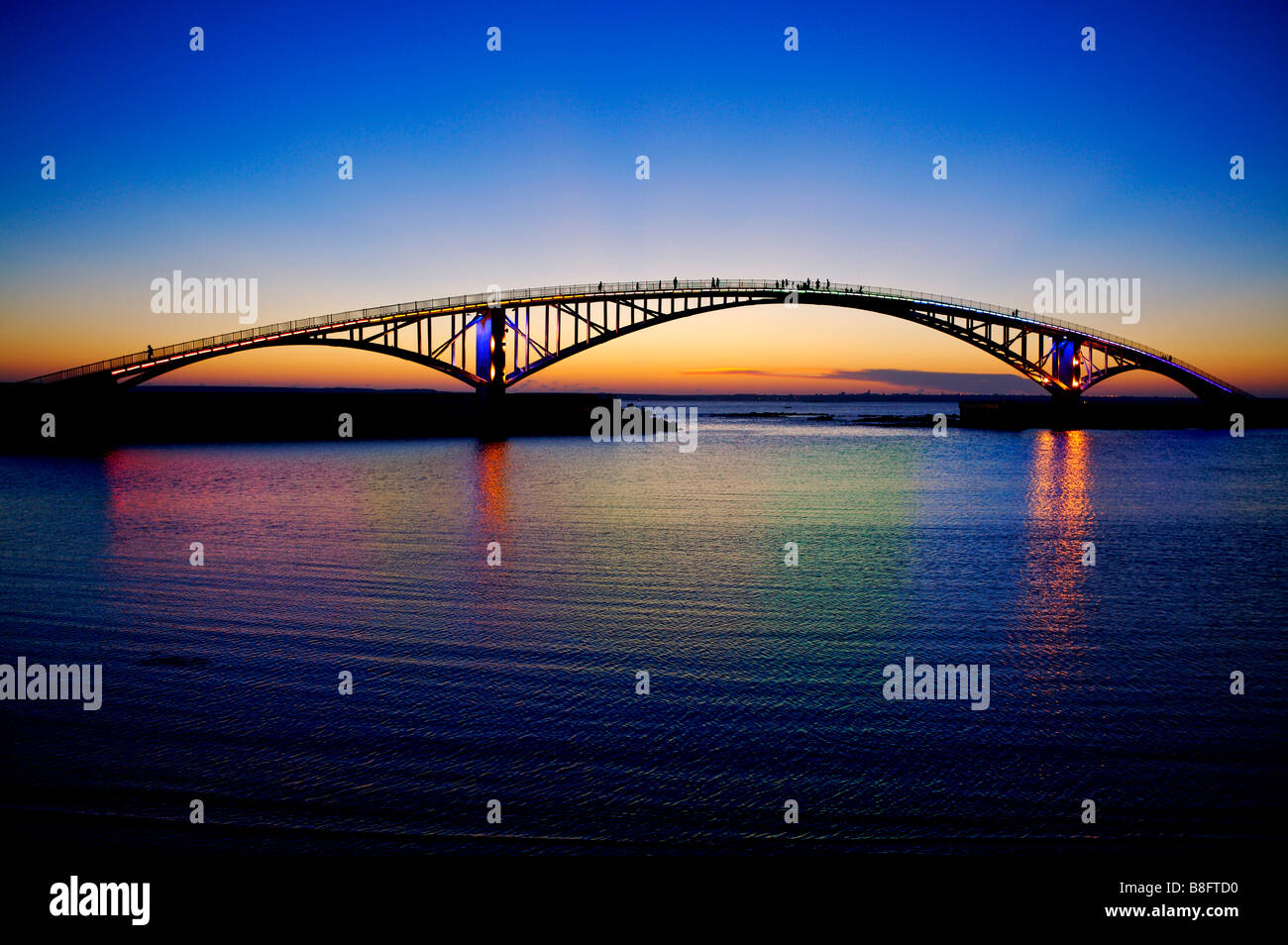 The arch bridge in sunset in Penghu Taiwan Stock Photo - Alamy