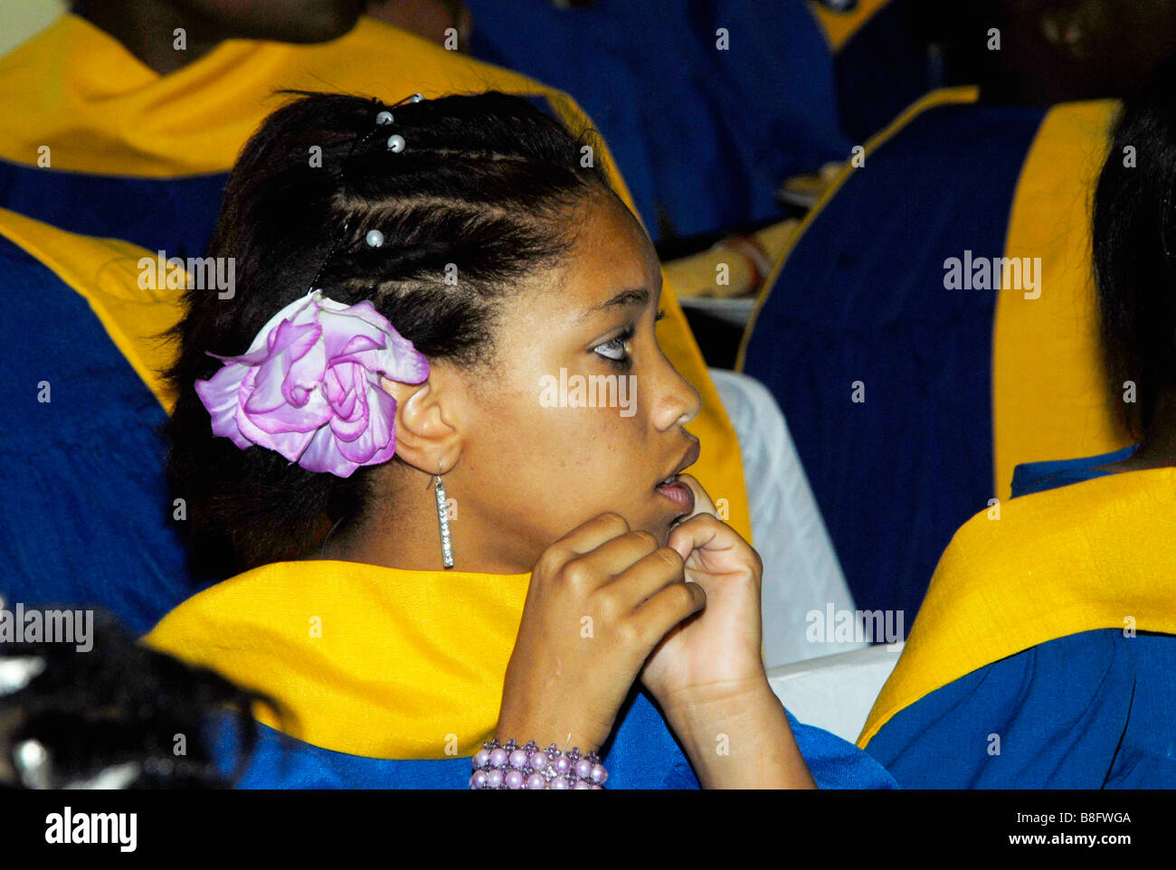 Primary school graduates at graduation ceremony Stock Photo - Alamy