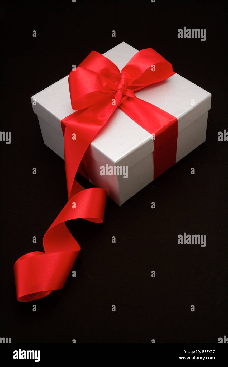 A tied up present hi-res stock photography and images - Alamy