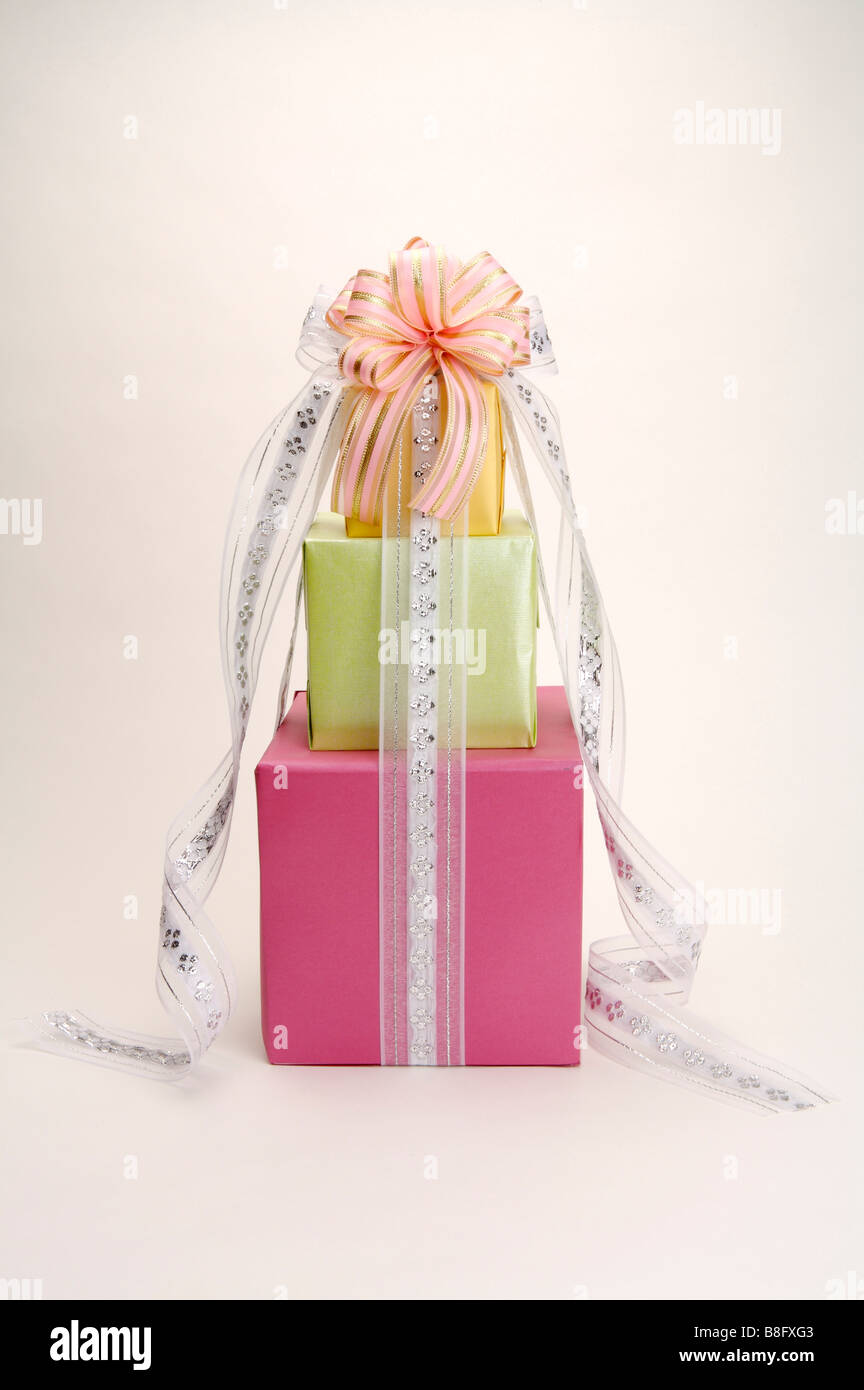 Bowknot hi-res stock photography and images - Alamy