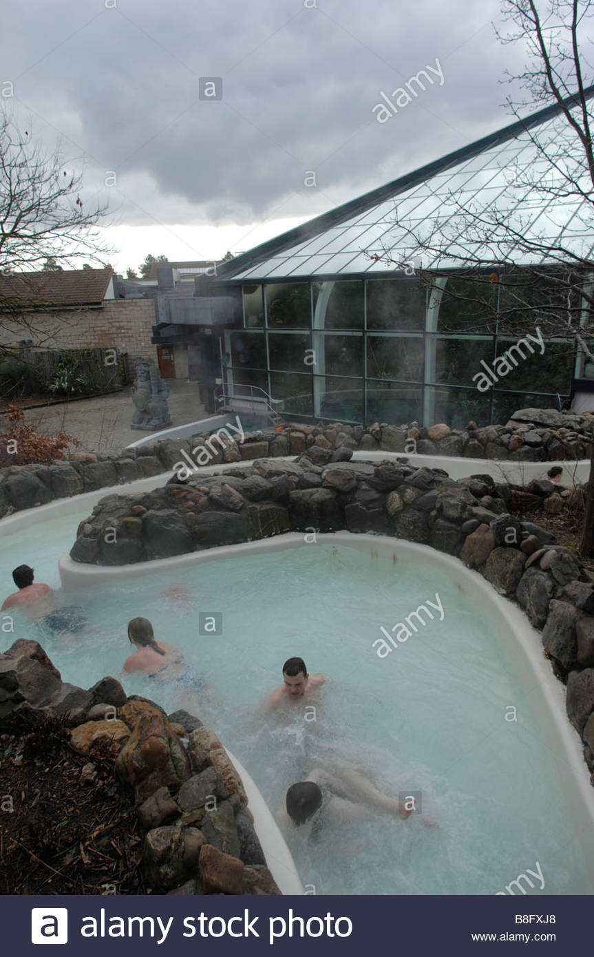 Swimming Pool Centre Parcs Stock Photos & Swimming Pool Centre Parcs ...