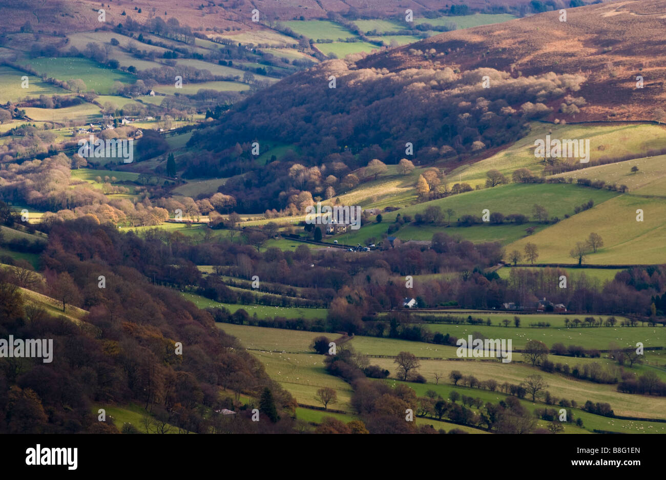 Farms in wales hi-res stock photography and images - Alamy