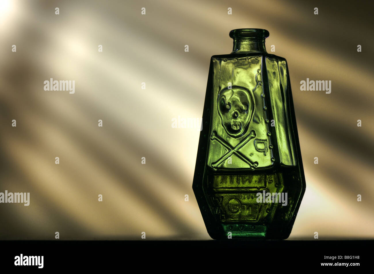 Poison bottle hi-res stock photography and images - Alamy