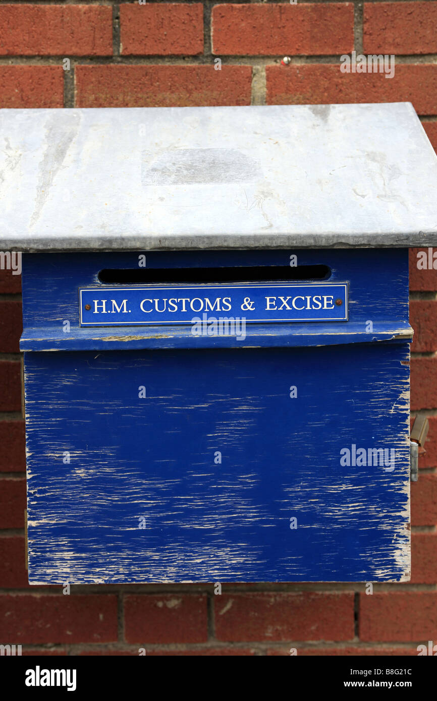 A Customs and Excise Mail box at a British Shipping port Stock Photo ...