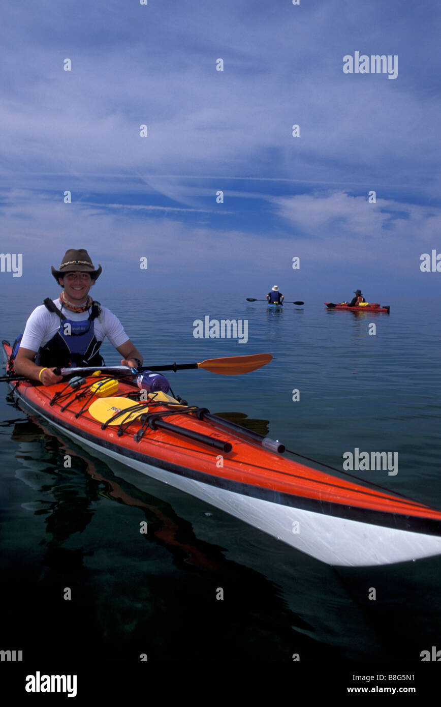 Our guide paddle hi-res stock photography and images - Alamy