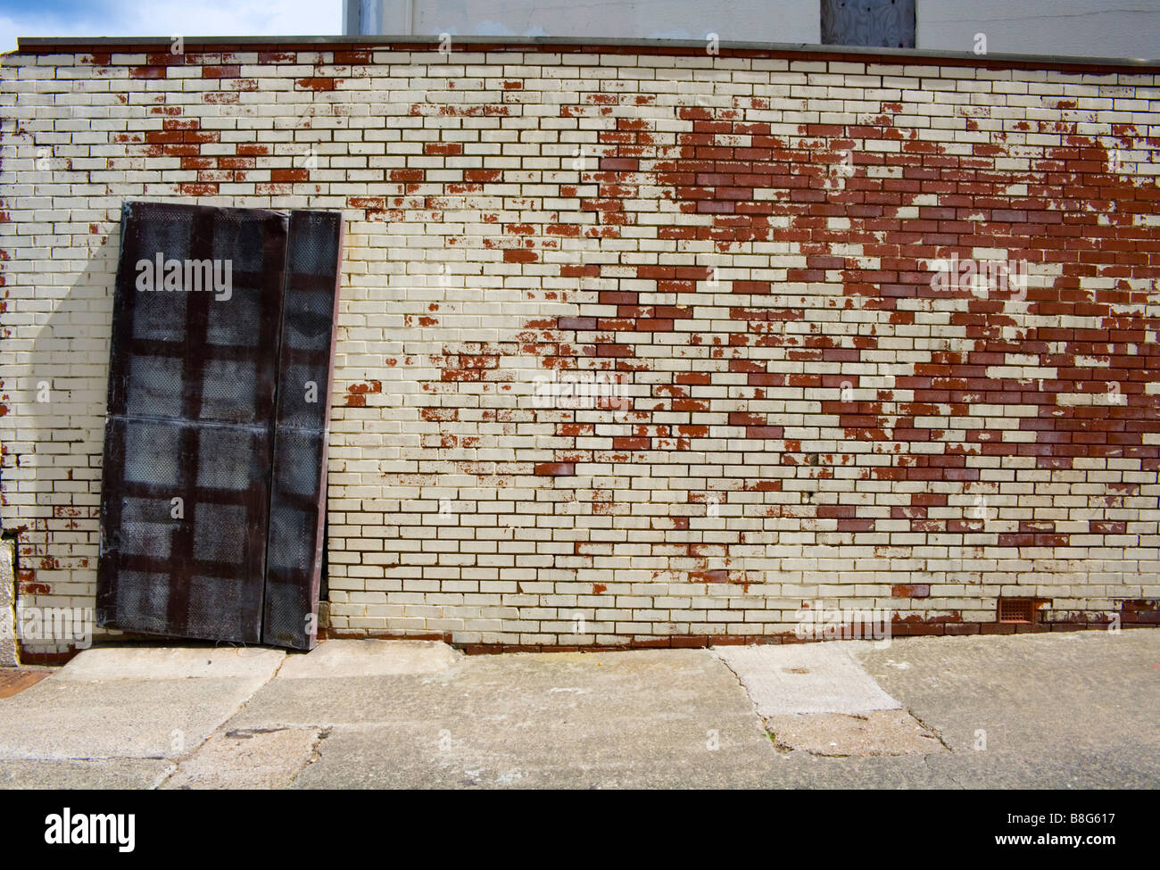 Back lane hi-res stock photography and images - Alamy