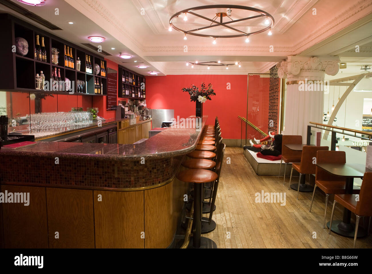 Department store bar london hi-res stock photography and images - Alamy