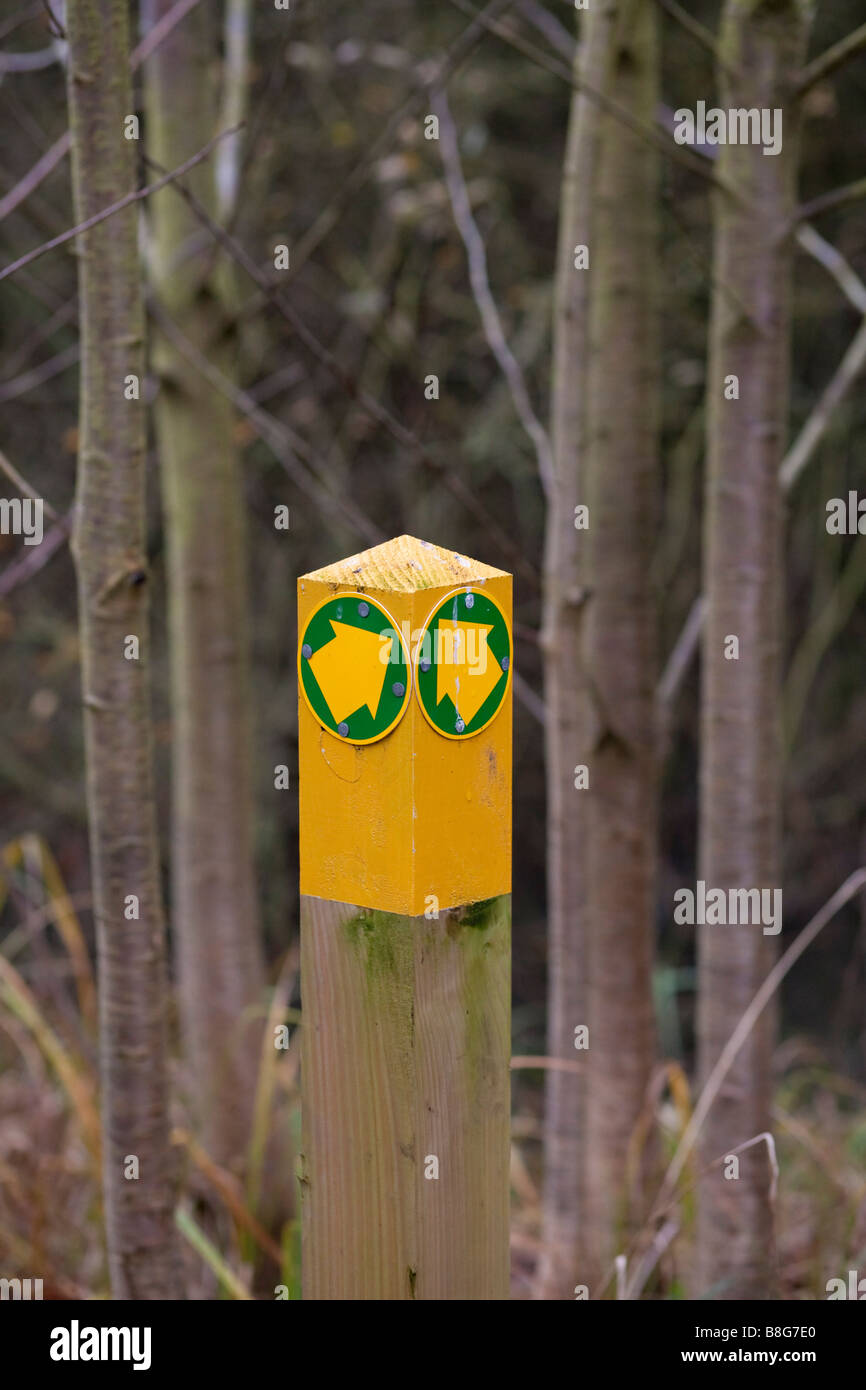 Footpath marker uk hi-res stock photography and images - Alamy