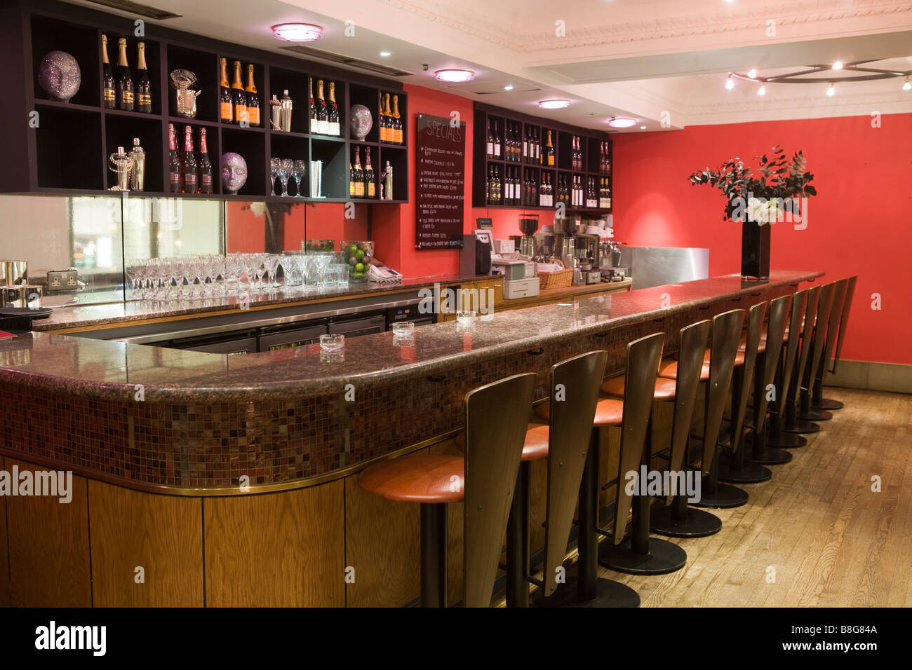 Department store bar london hi-res stock photography and images - Alamy
